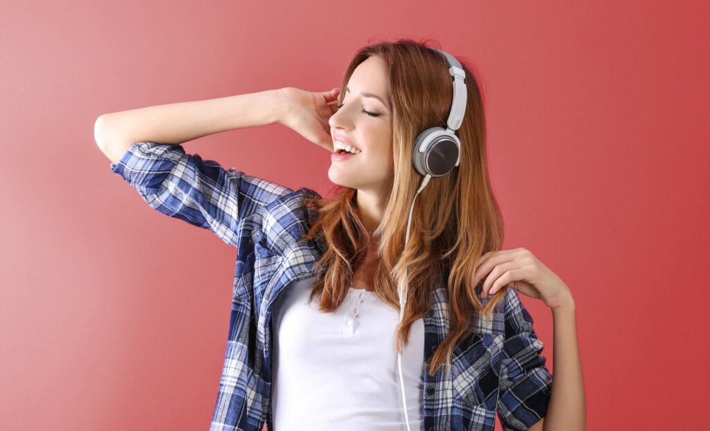 Review: Listening Habits May Affect Music's Benefits for Memory - SmartMag Spotlight